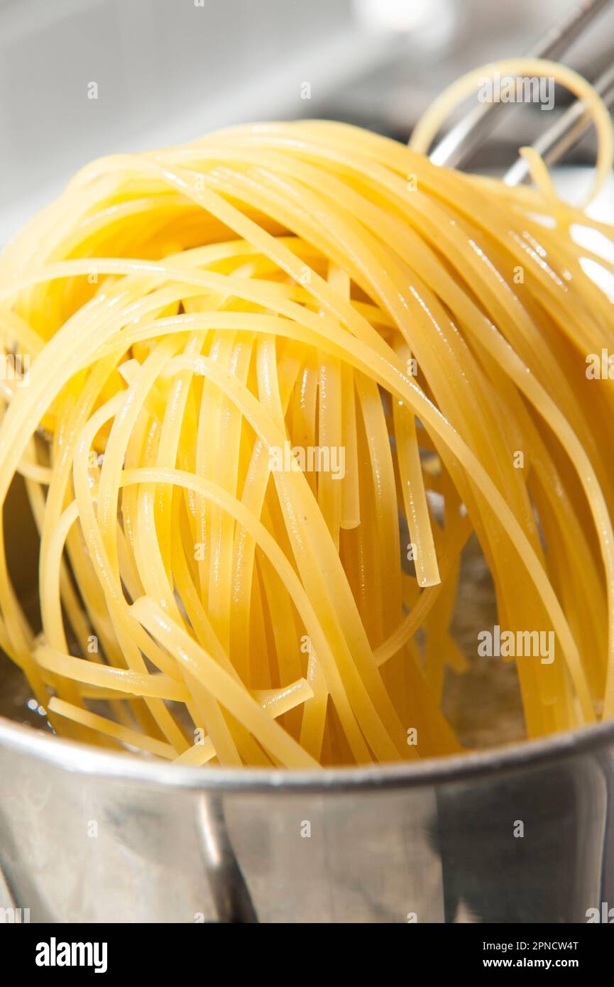 Trenette hi-res stock photography and images - Alamy