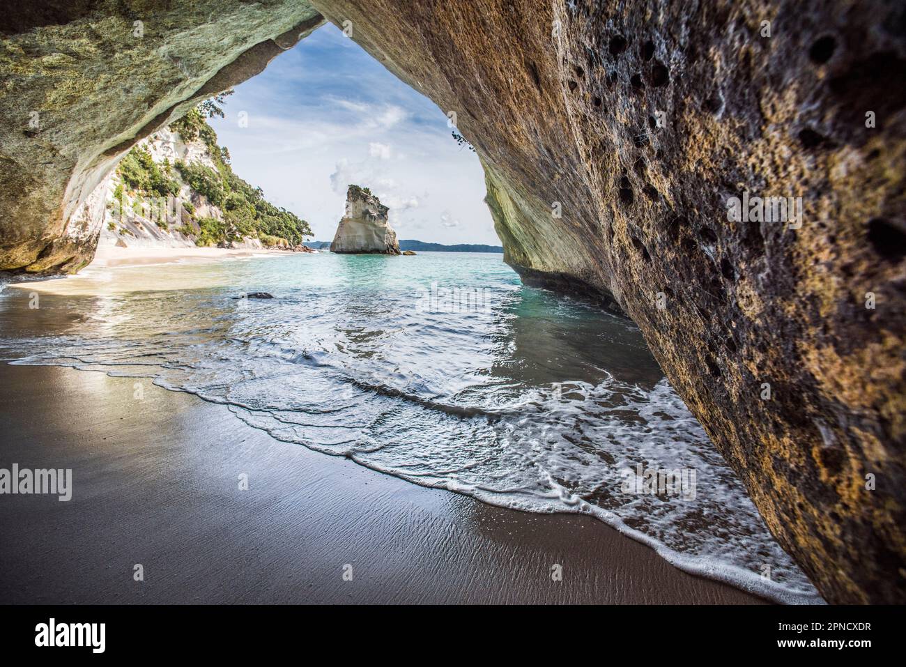 Te Whanganui-A-Hei (Cathedral Cove) Marine Reserve, Coromandel ...
