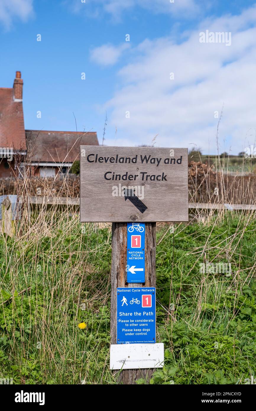 Cinder track bike hi-res stock photography and images - Alamy