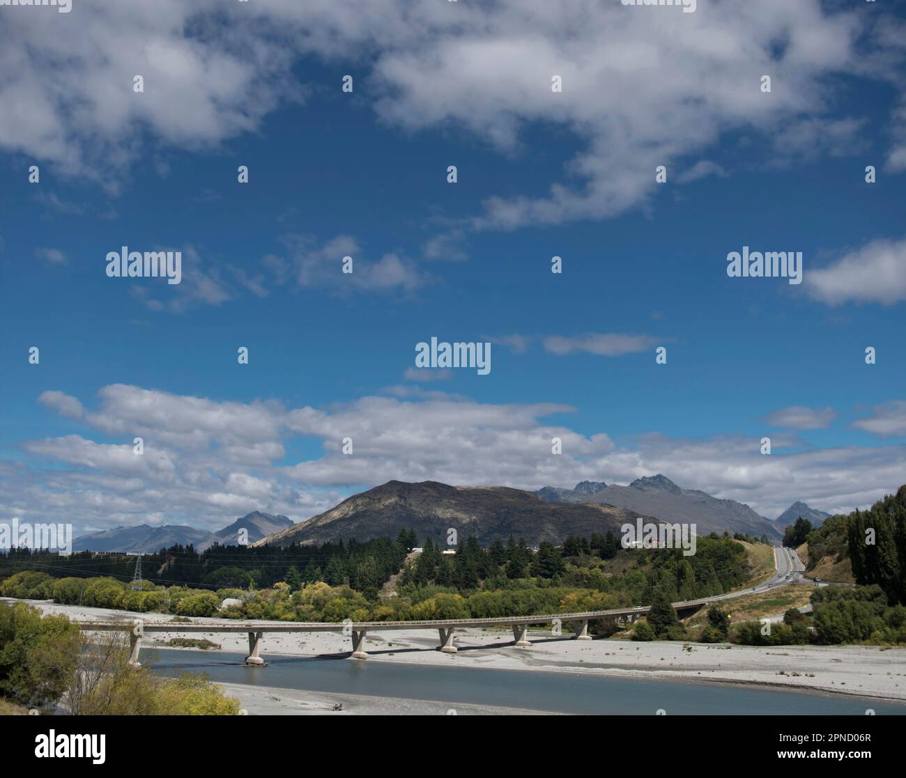 Main highway to Queenstown on route 6 viewed from Shotover Bridge ...
