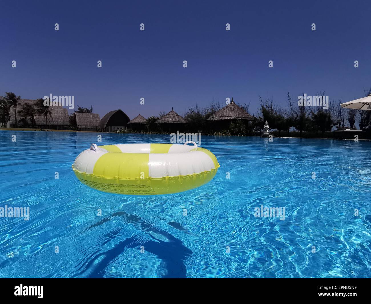 Mui Ne, Vietnam. 09th Mar, 2023. A bathtub floats in a pool at a resort ...