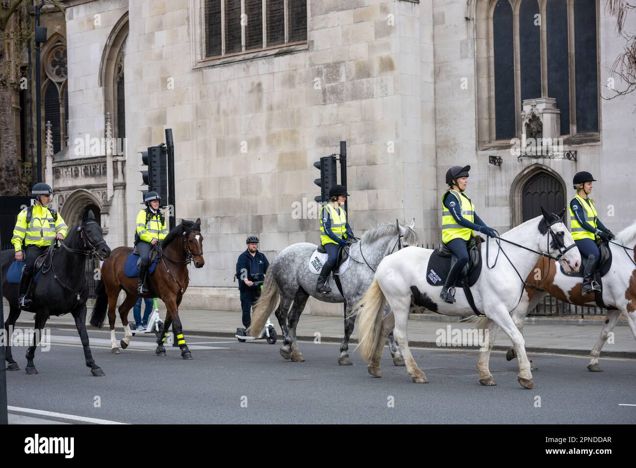 London, UK. 18th Apr, 2023. ten horses, with an escort from the ...