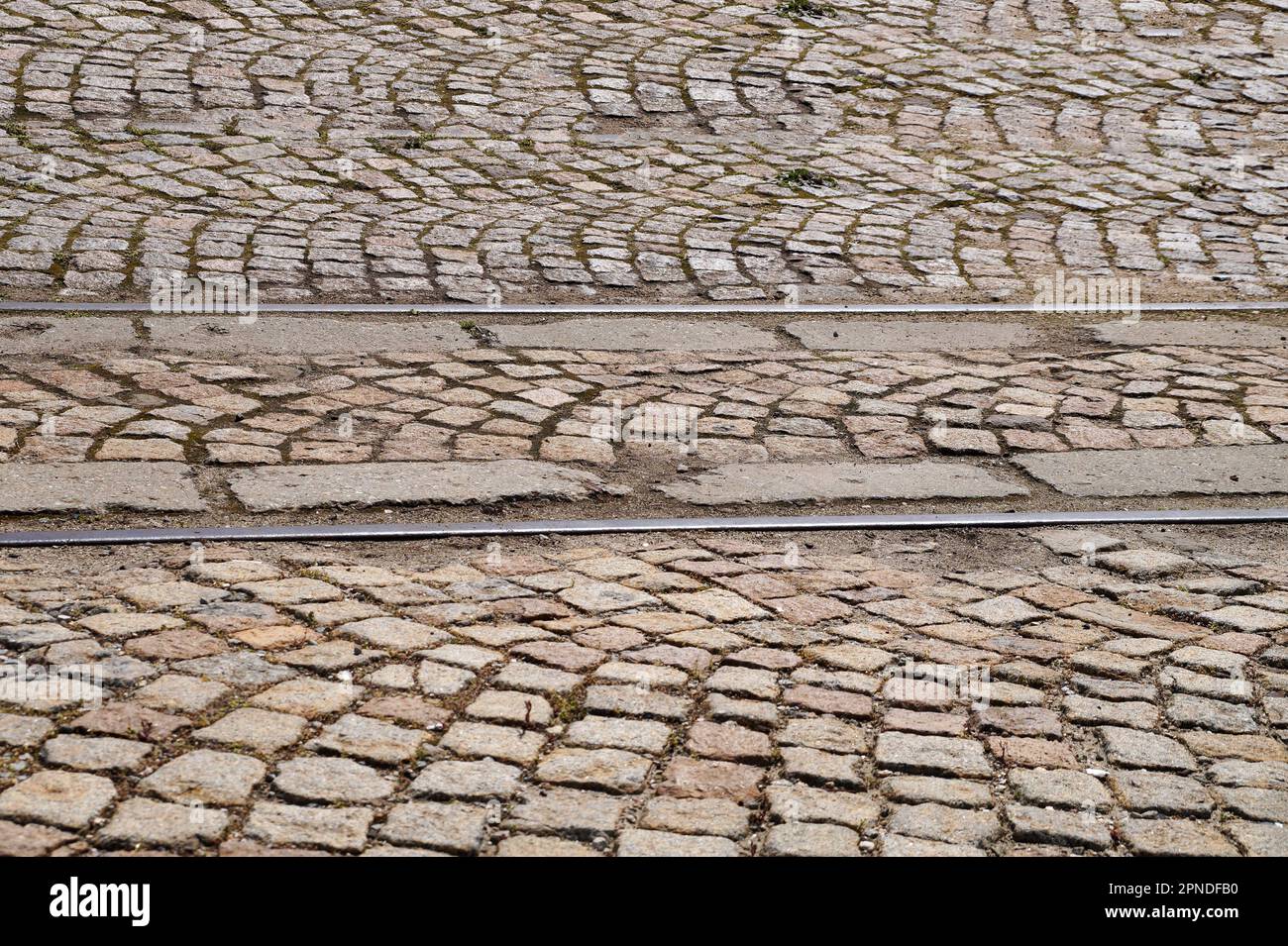 Stone pavement and railroad hi-res stock photography and images - Alamy