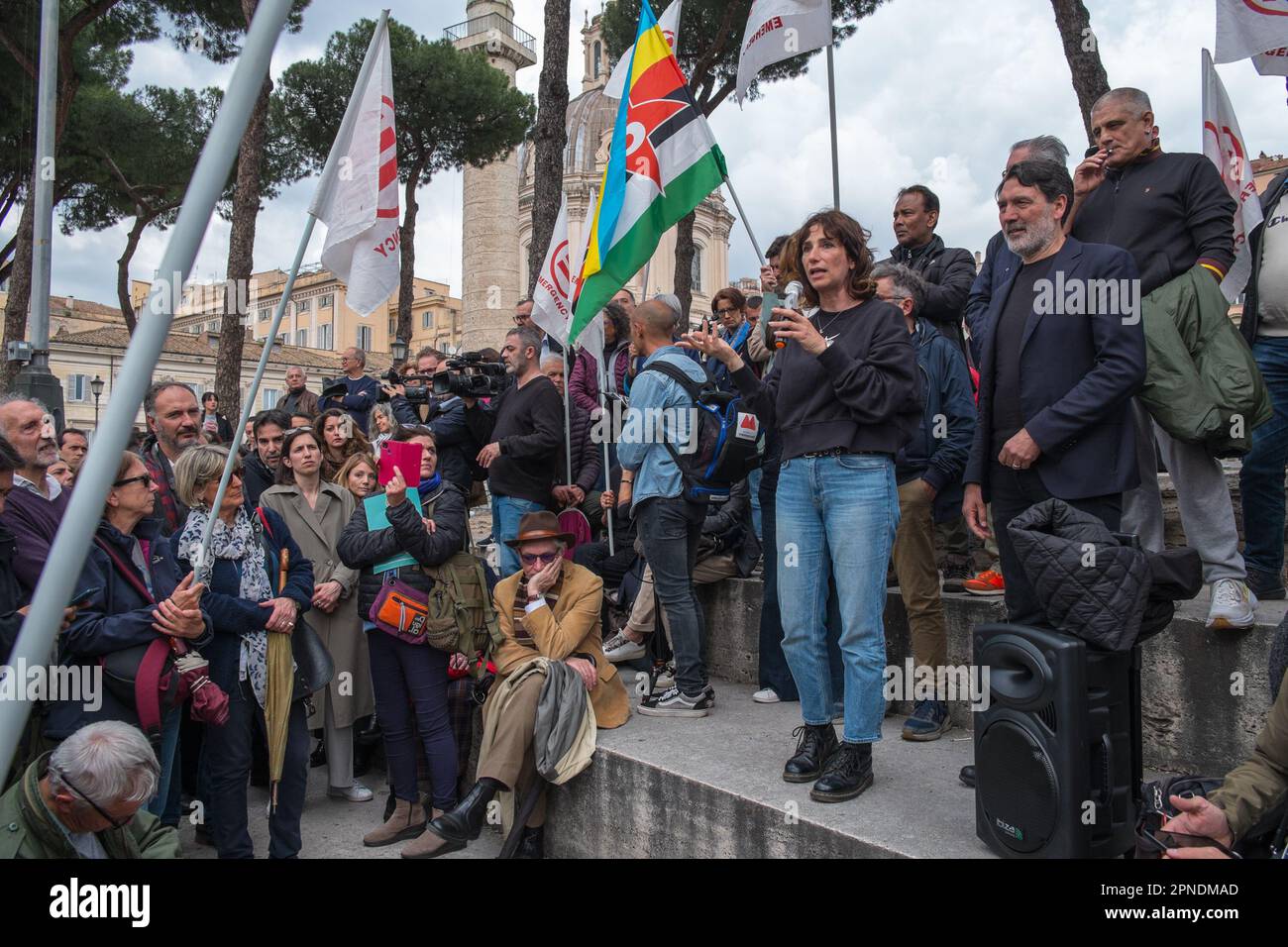 Flussi immigrazione hi-res stock photography and images - Alamy