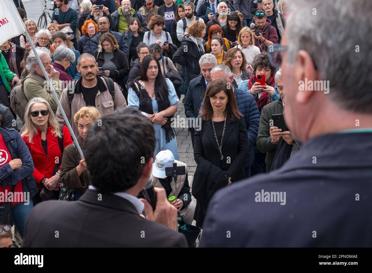 Flussi immigrazione hi-res stock photography and images - Alamy