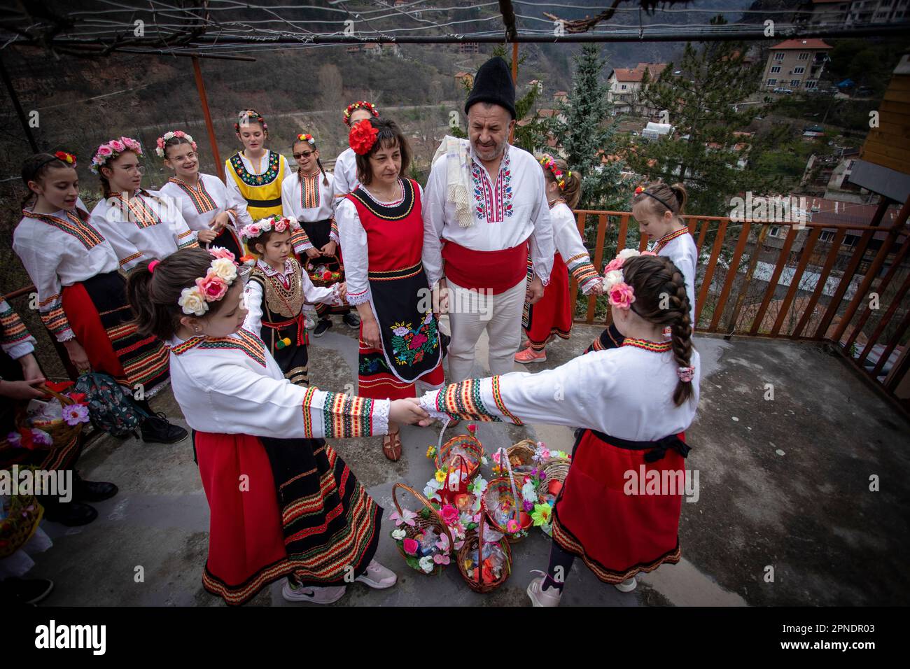 Bulgarian people costume hi-res stock photography and images - Alamy