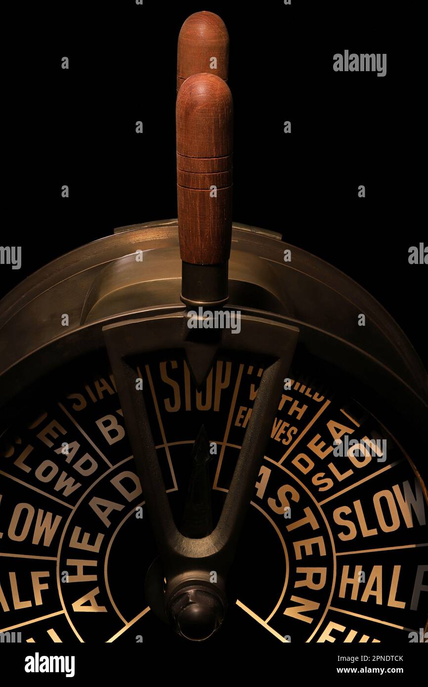 engine order telegraph in stop position Stock Photo - Alamy engine order telegraph in stop position Stock Photo - Alamy