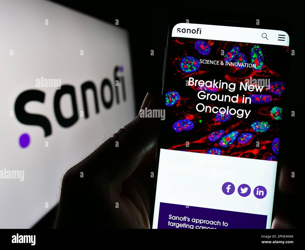 Sanofi logo hi-res stock photography and images - Alamy