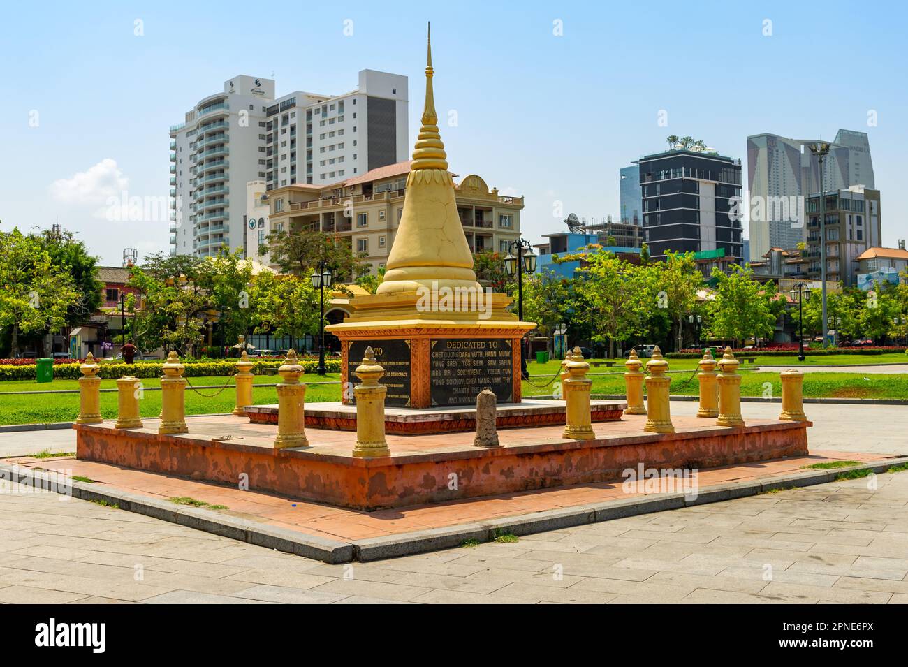The March 1997 incident monument, Wat Botum Park, Phnom Penh, Cambodia ...