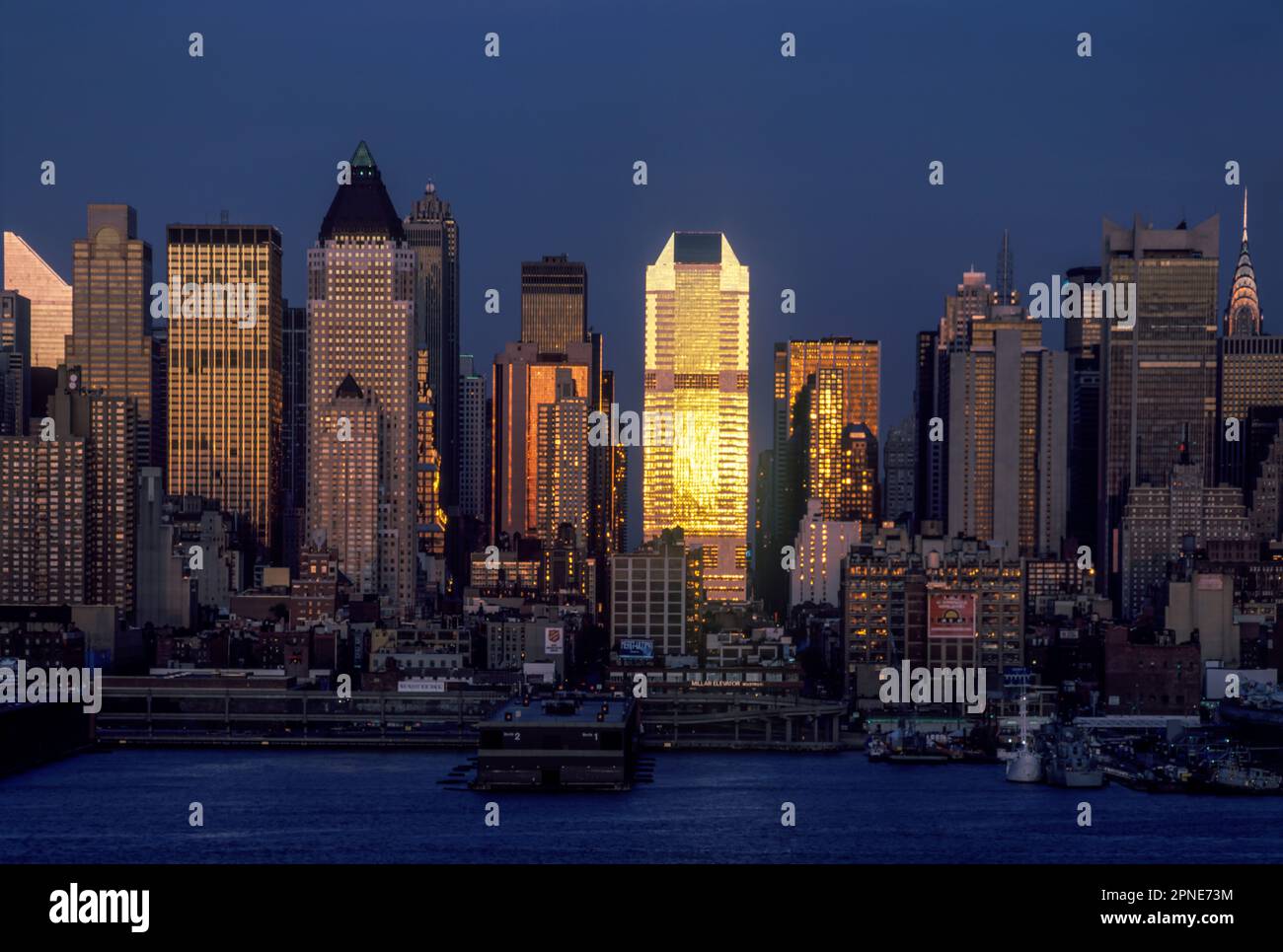 1992 HISTORICAL MIDTOWN SKYLINE HUDSON RIVER MANHATTAN NEW YORK CITY ...