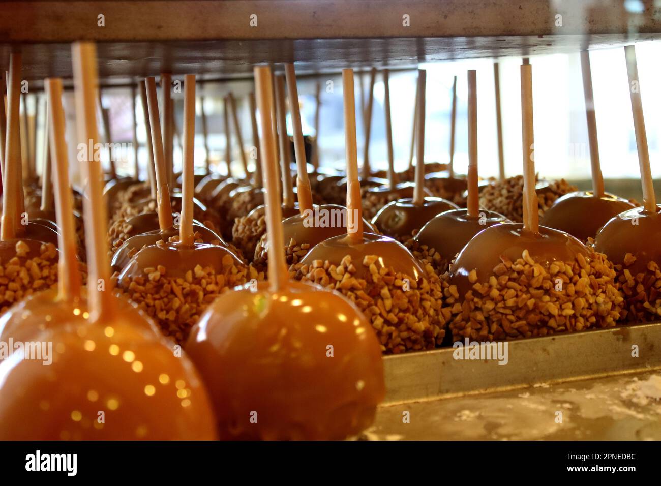 Candy apples caramel nuts hi-res stock photography and images - Alamy