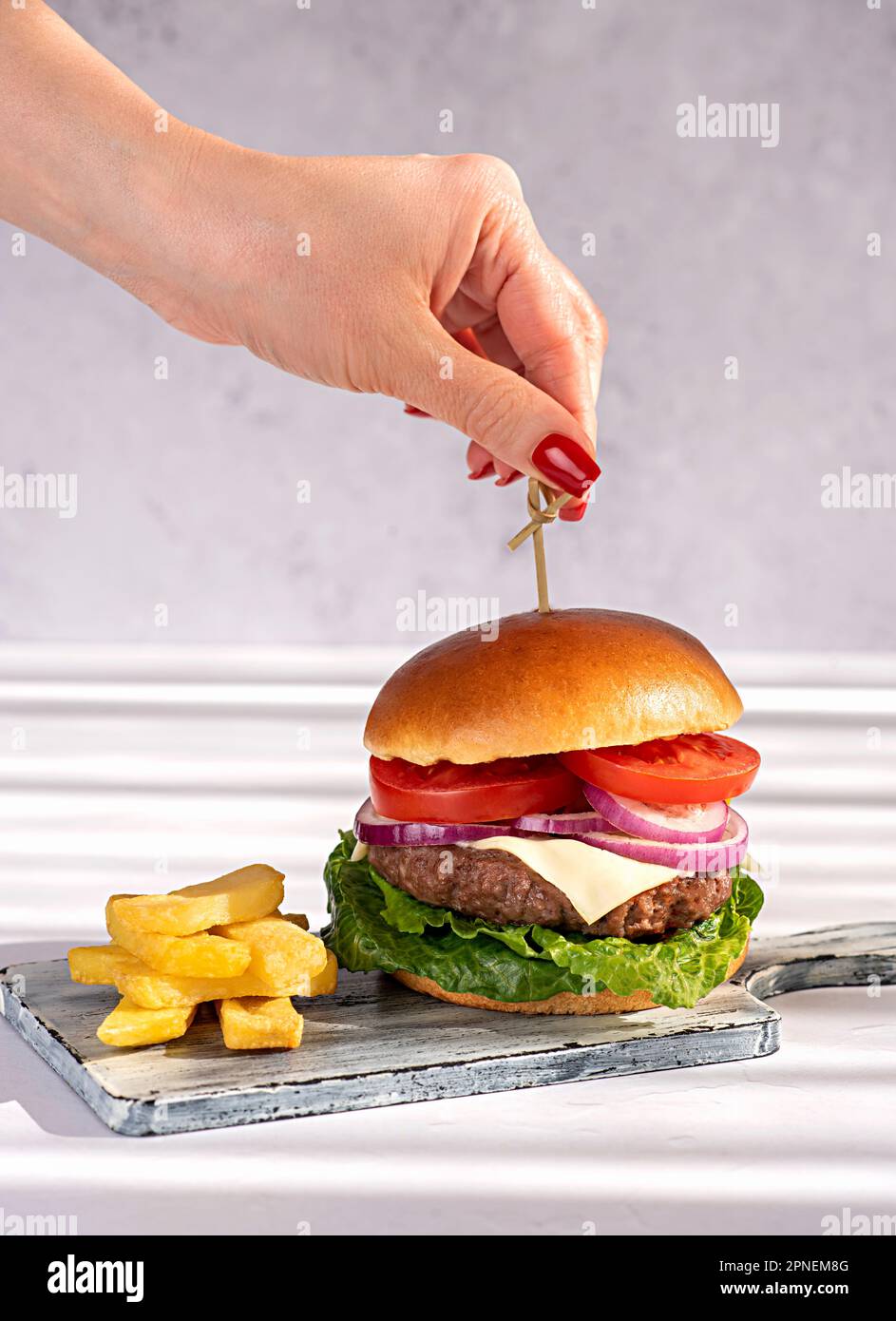 Food photography of cheeseburger, burger, hamburger, sauce, cheese ...