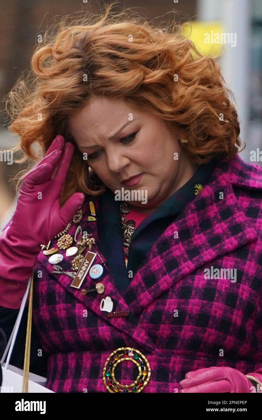 New York, NY, USA. 18th Apr, 2023. Melissa McCarthy on location for ...