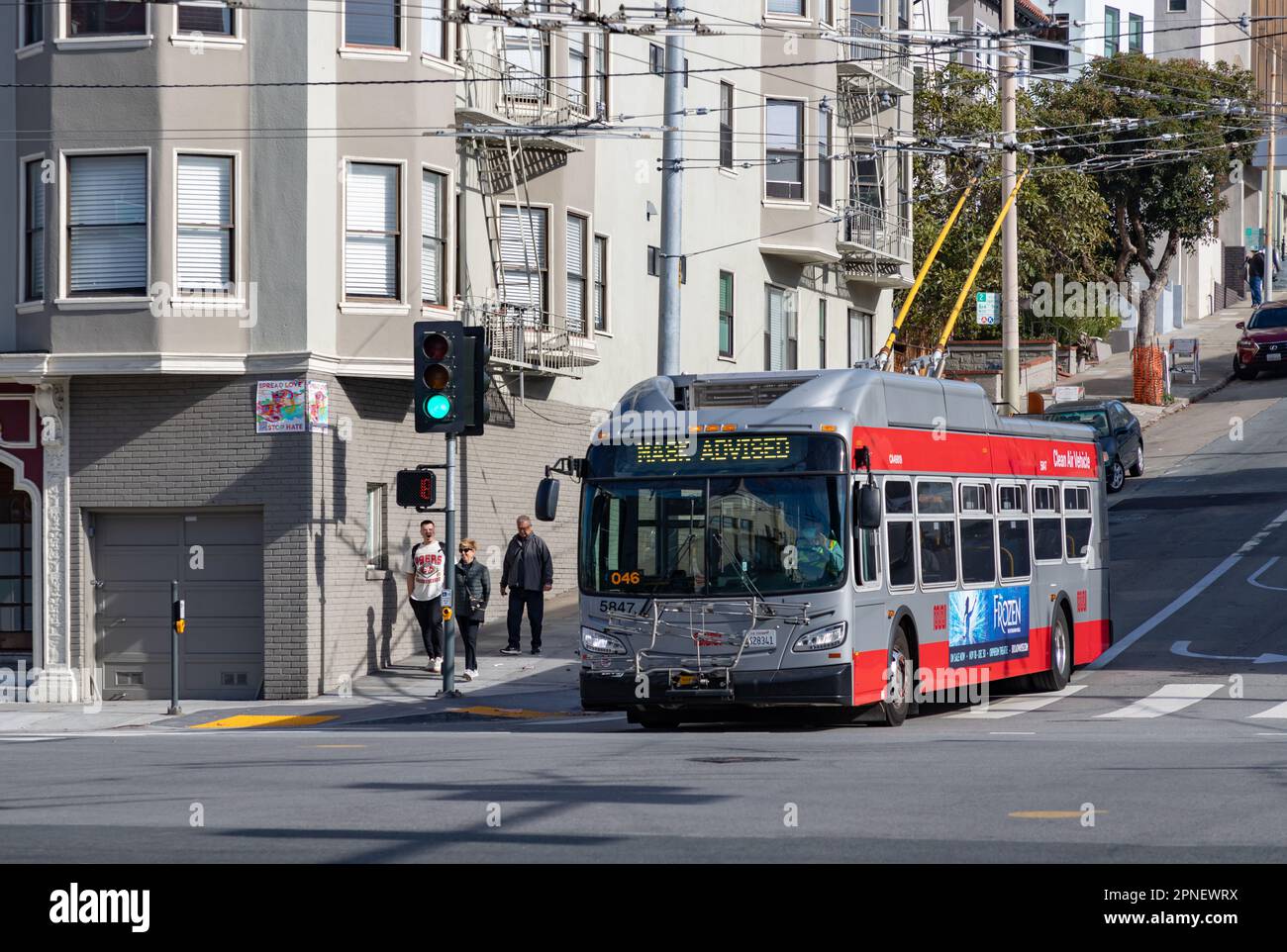 Muni bus hi-res stock photography and images - Alamy