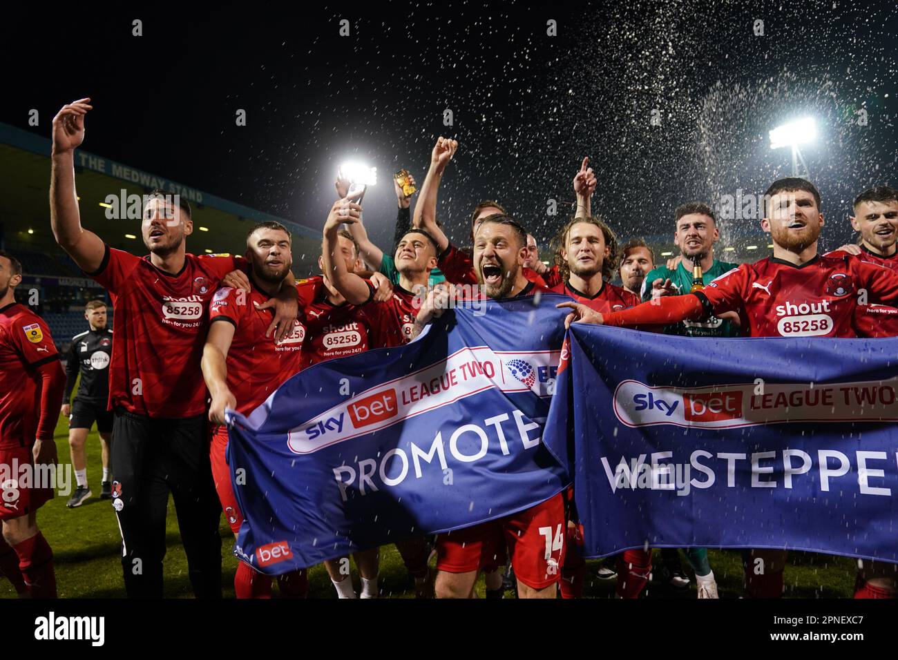 Leyton Orient players celebrate promotion to Sky Bet League One ...