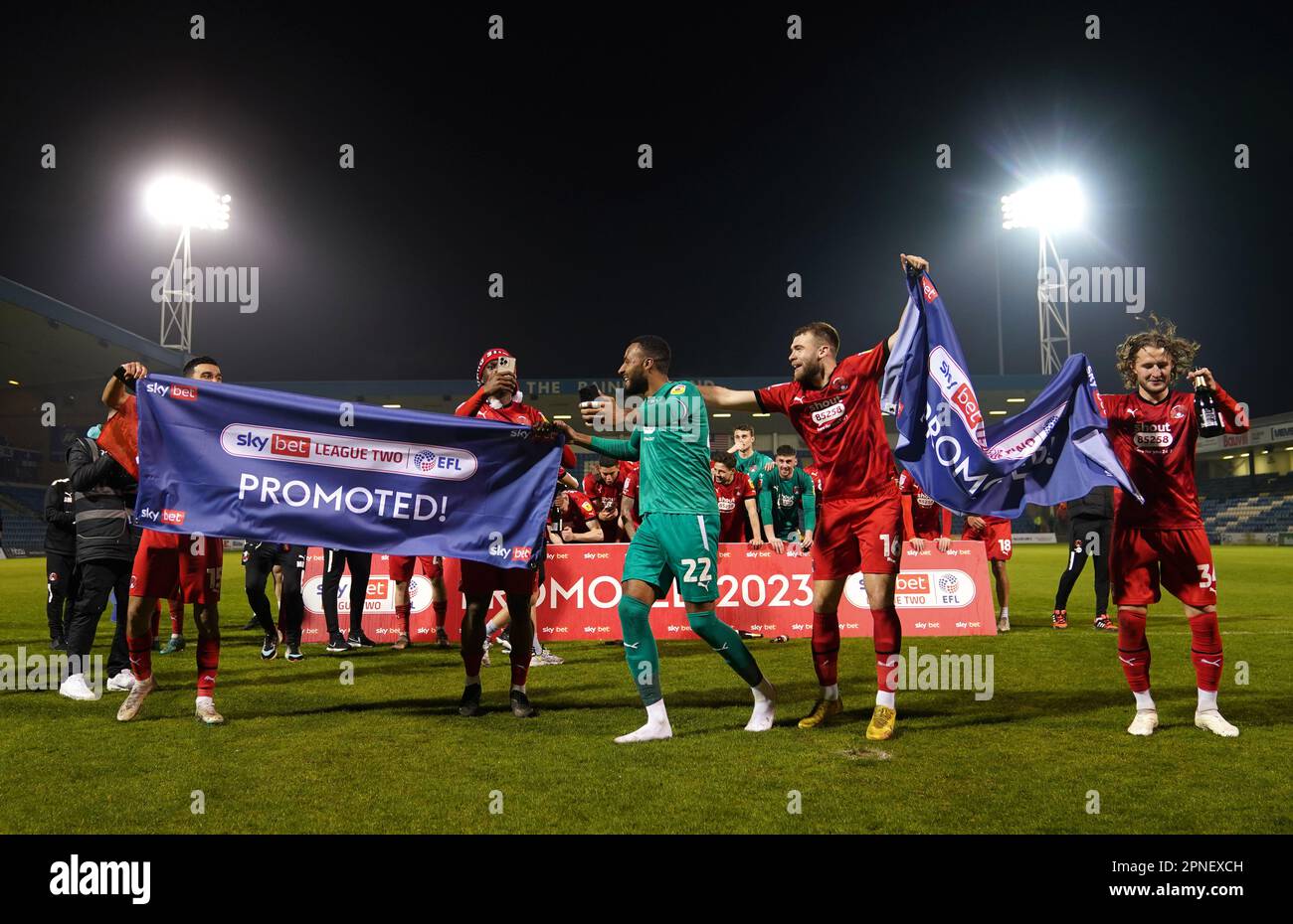 Leyton Orient players celebrate promotion to Sky Bet League One ...