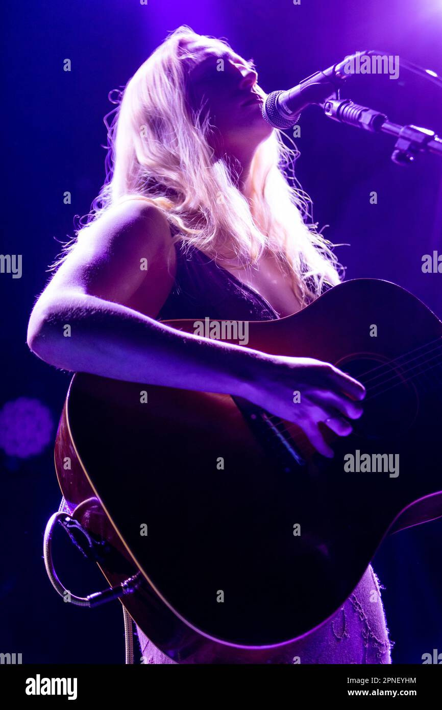 Billie marten play hi-res stock photography and images - Alamy