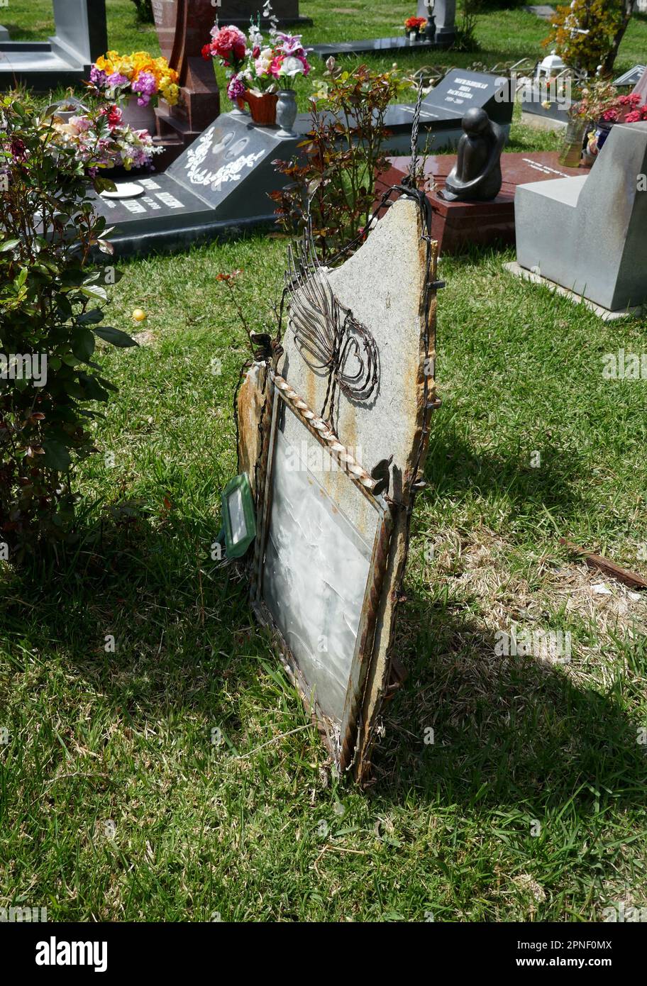 Actorgrave hi-res stock photography and images - Alamy