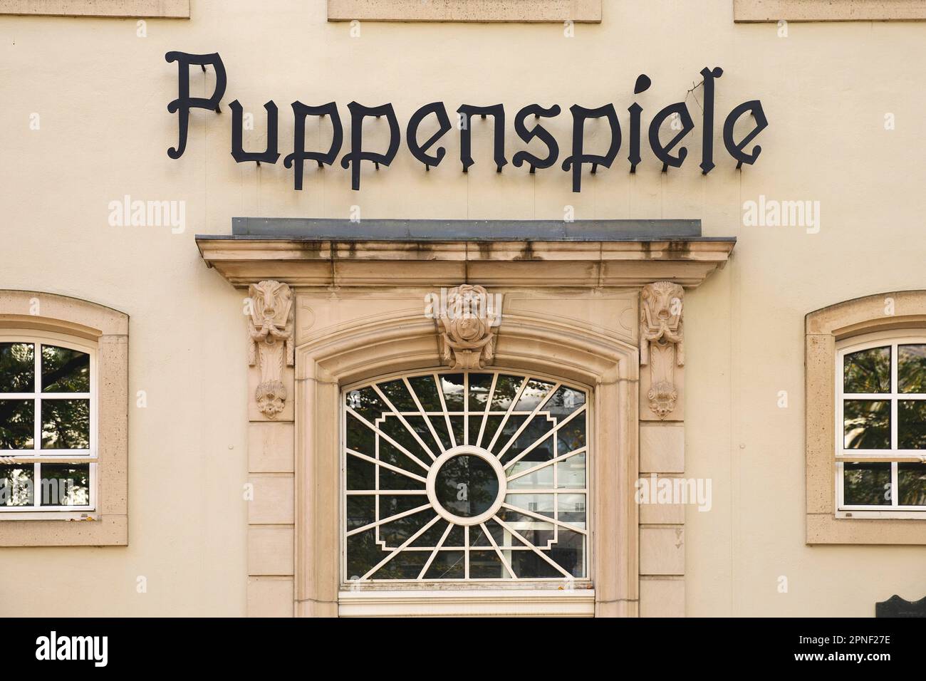 traditional puppetry-theatre in Cologne, Haenneschen-Theater, Germany ...