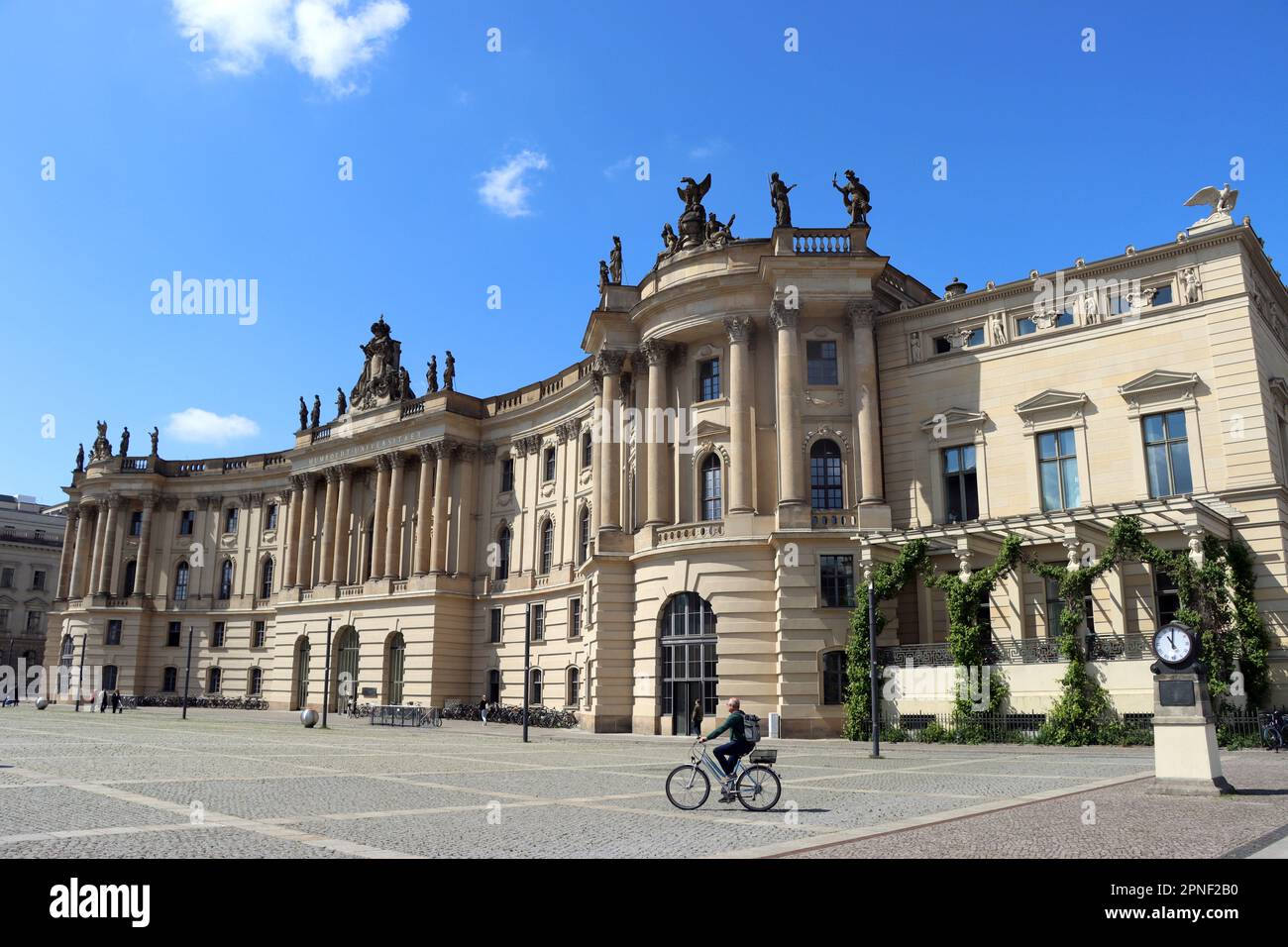 Alte Bibliothek, Law Library of the Humboldt University at Bebelplatz ...