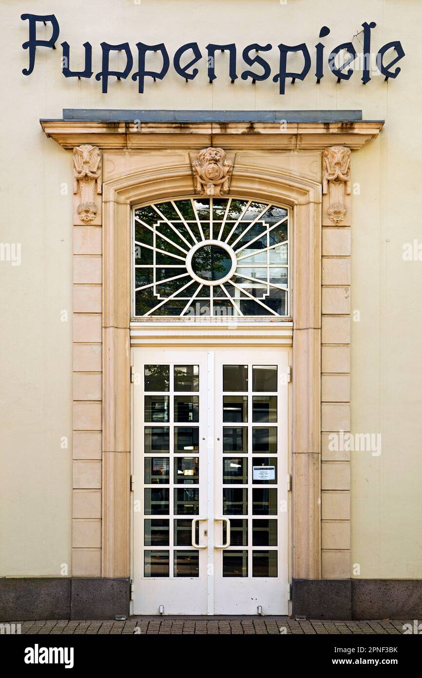 traditional puppetry-theatre in Cologne, Haenneschen-Theater, Germany ...