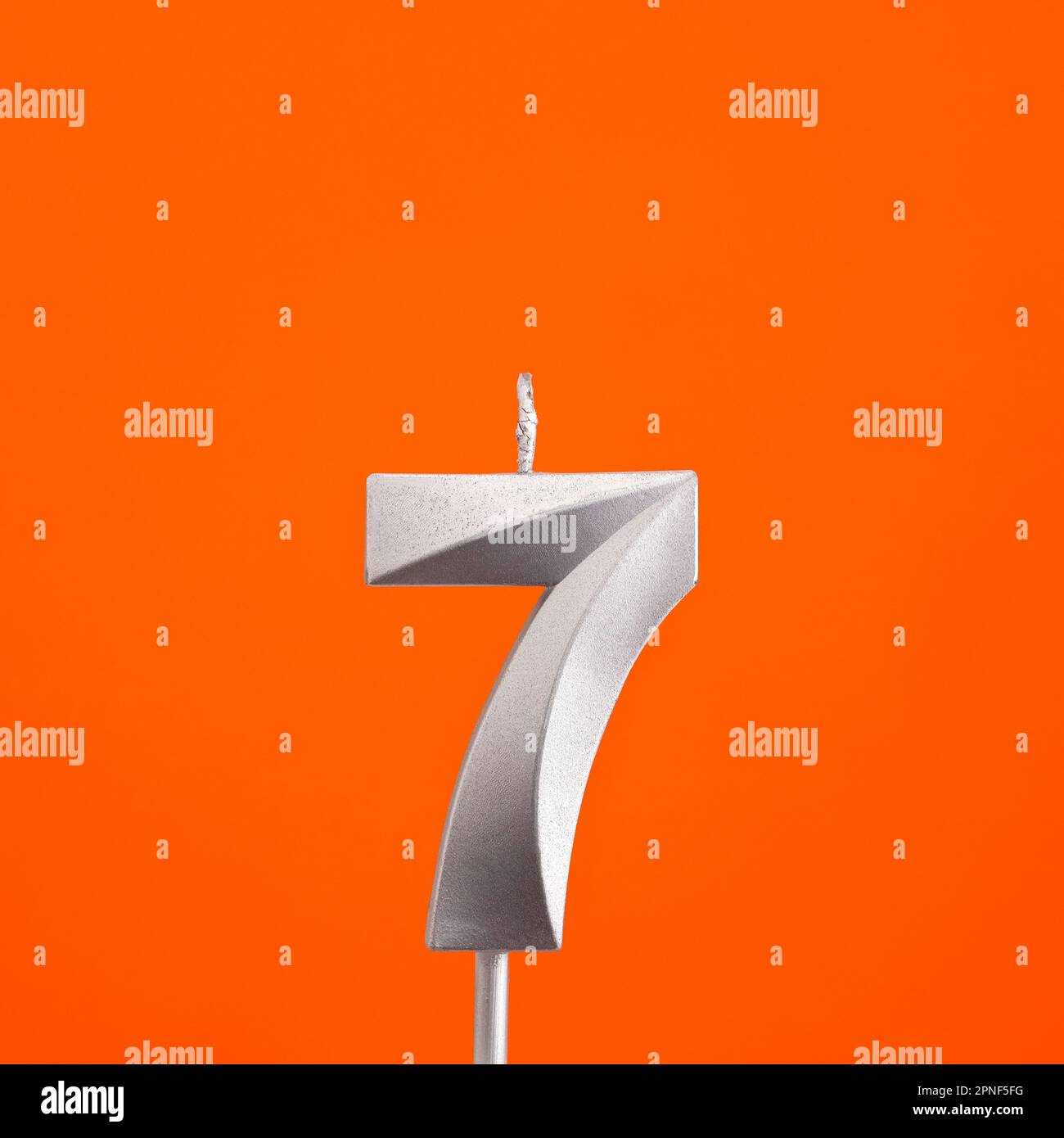 Number 7 candle hi-res stock photography and images - Alamy