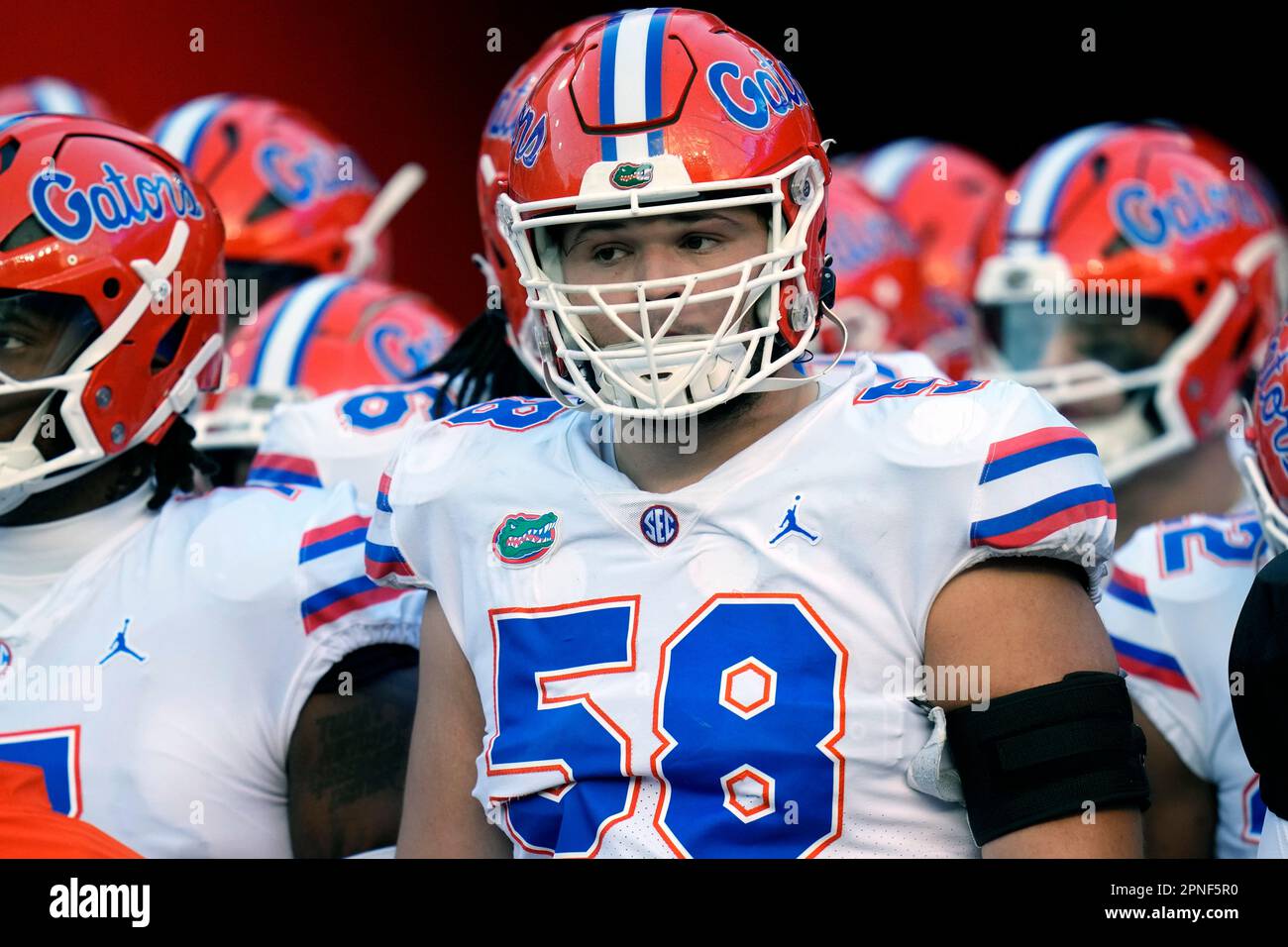 Florida offensive lineman Austin Barber (58) prepares for the NCAA ...