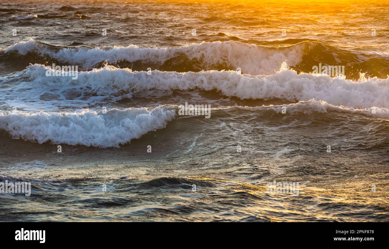 Ocean surface reflecting sunlight hi-res stock photography and images ...