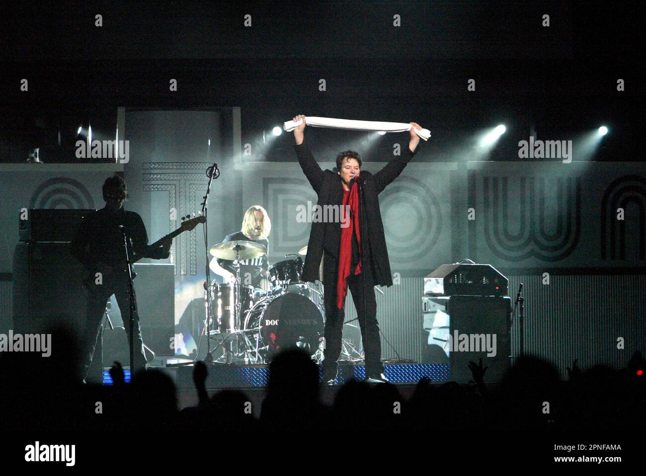 Doc Neeson s Angels performing at the Countdown Spectacular in the Acer ...