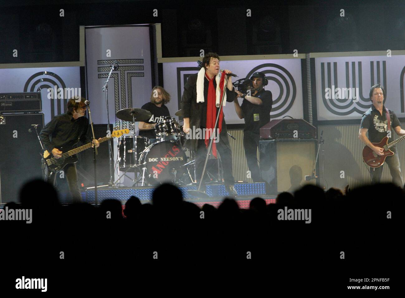 Doc Neeson s Angels performing at the Countdown Spectacular in the Acer ...