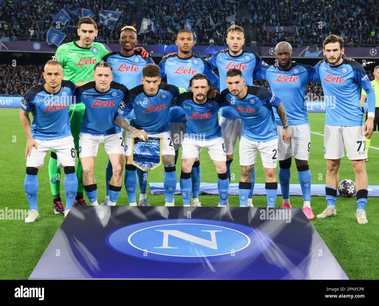 Partita dei quarti di finale di champions league hi-res stock photography and images - Alamy