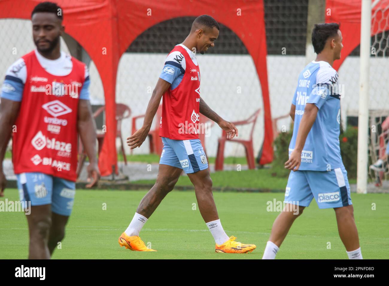 SP - SANTOS - 04/18/2023 - SANTOS, TRAINING - Lucas Pires Santos player ...