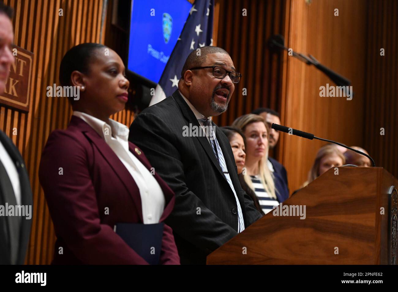 Photo by: NDZ/STAR MAX/IPx 2023 4/18/23 Manhattan District Attorney (DA ...