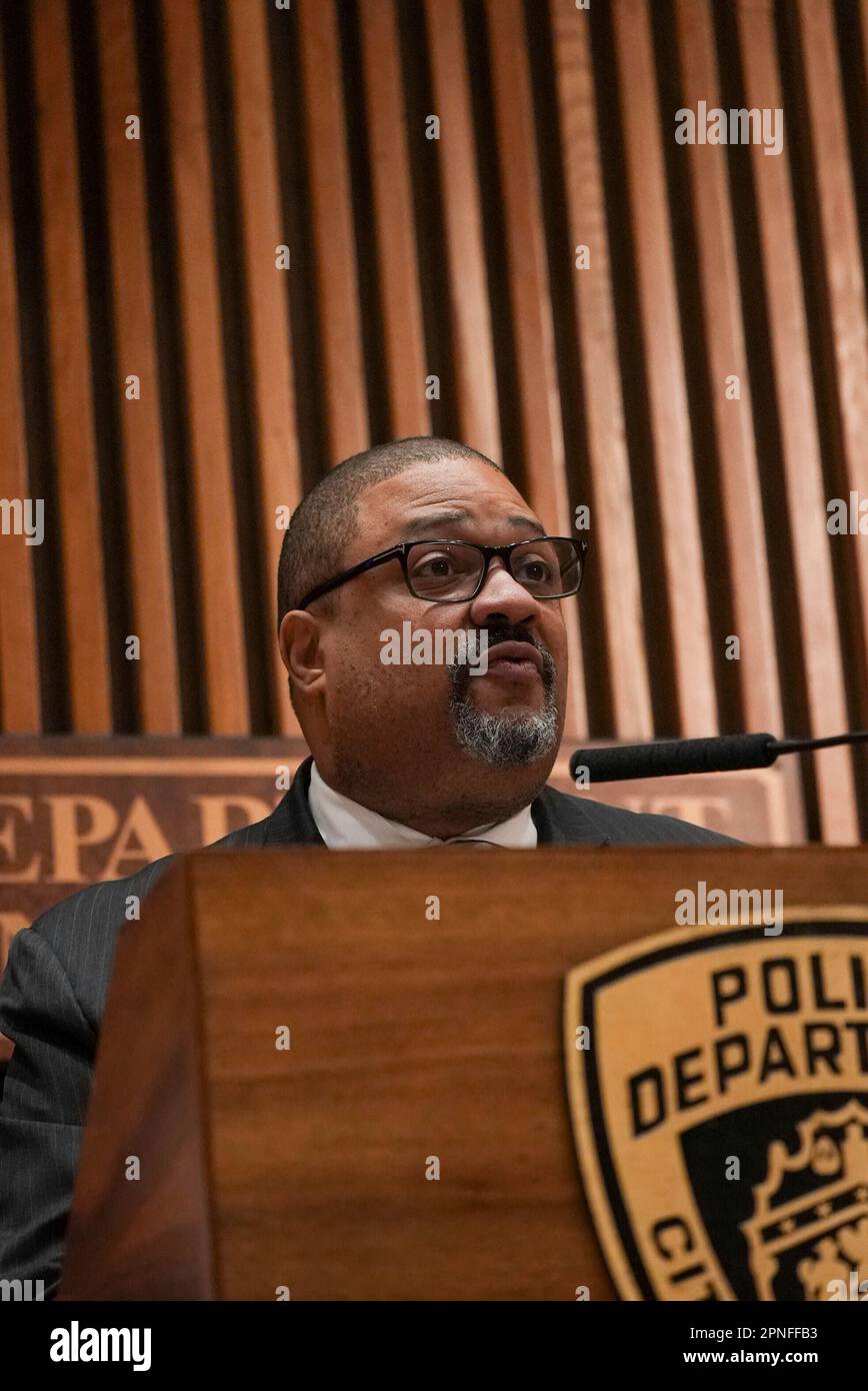 Photo by: Siegfried Nacion/STAR MAX/IPx 2023 4/18/23 Manhattan District ... Photo by: Siegfried Nacion/STAR MAX/IPx 2023 4/18/23 Manhattan District ...