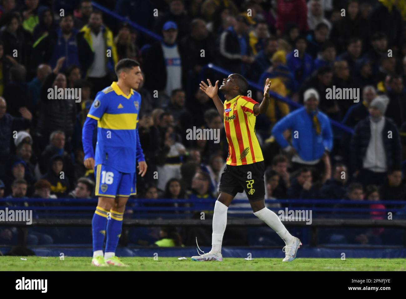 Jimer Fory of Colombia's Deportivo Pereira, right, celebrates scoring ...