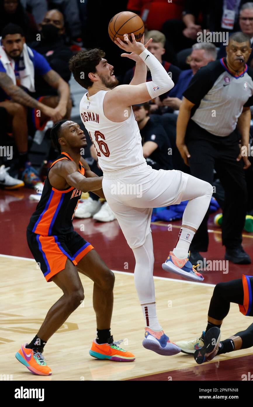 Cleveland Cavaliers forward Cedi Osman (16) shoots against New York ...