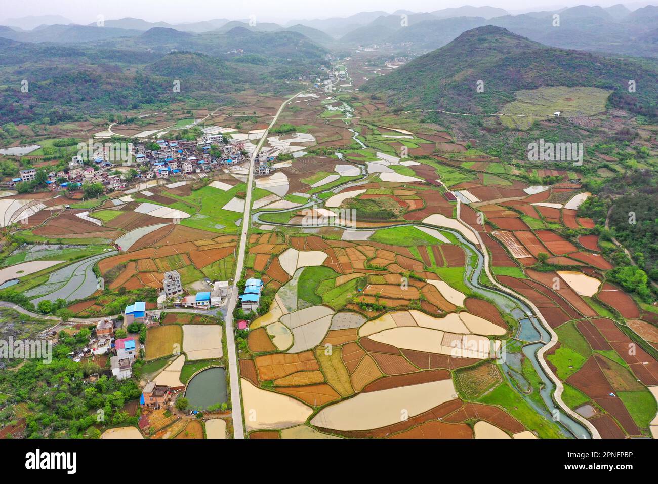 Aerial photo shows the spring scenery in Quanzhou County, Guilin City ...
