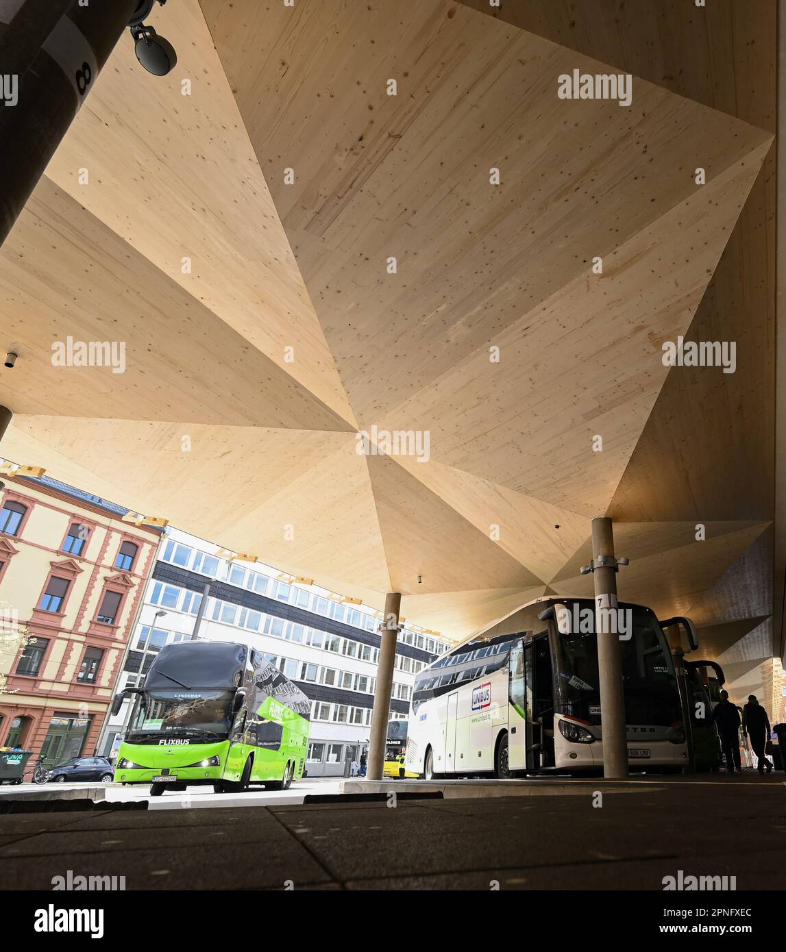 PRODUCTION - 18 April 2023, Hesse, Frankfurt/Main: A Flixbus leaves the ...