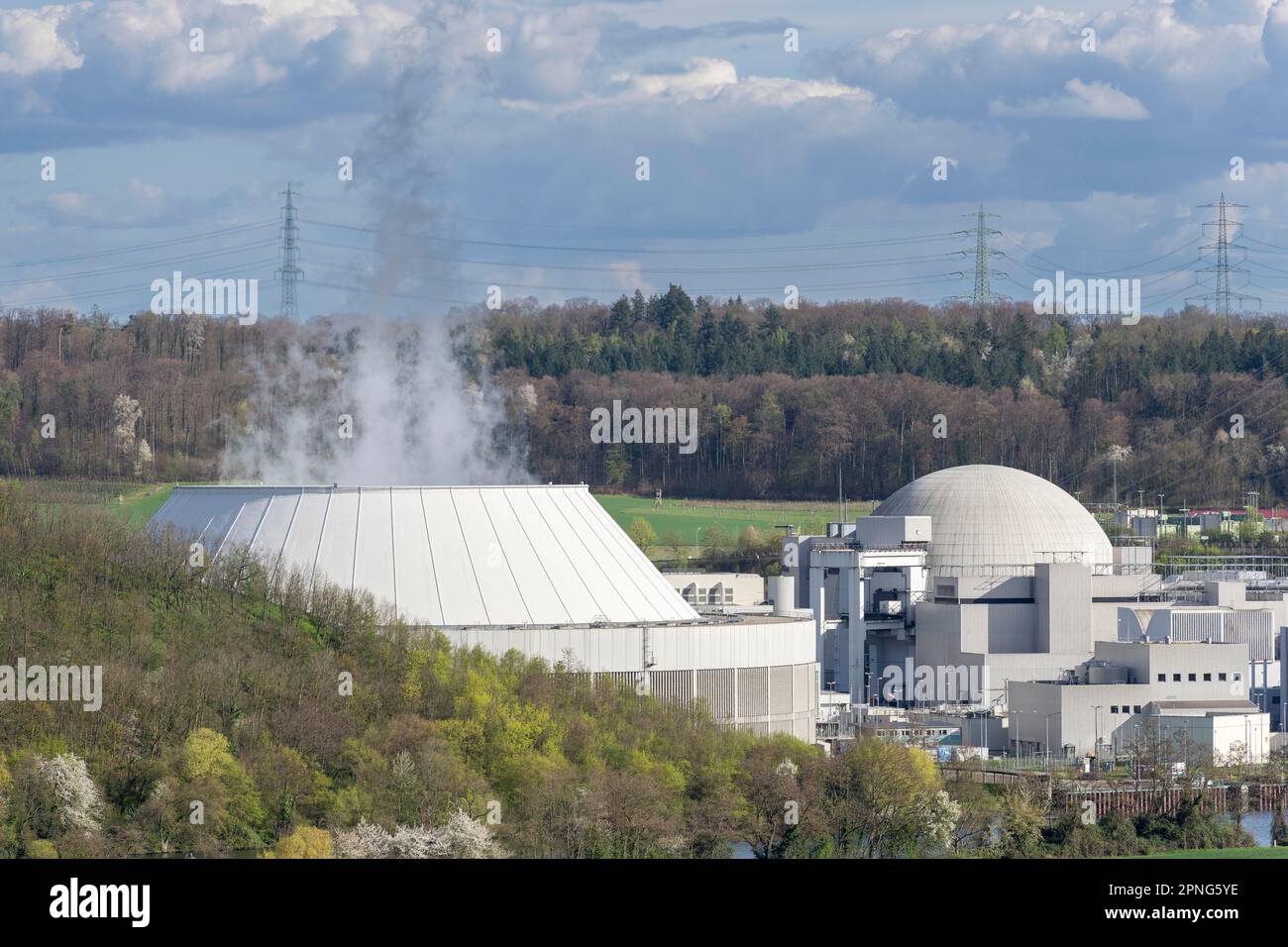 Cooling tower and reactor building of Neckarwestheim nuclear power ...