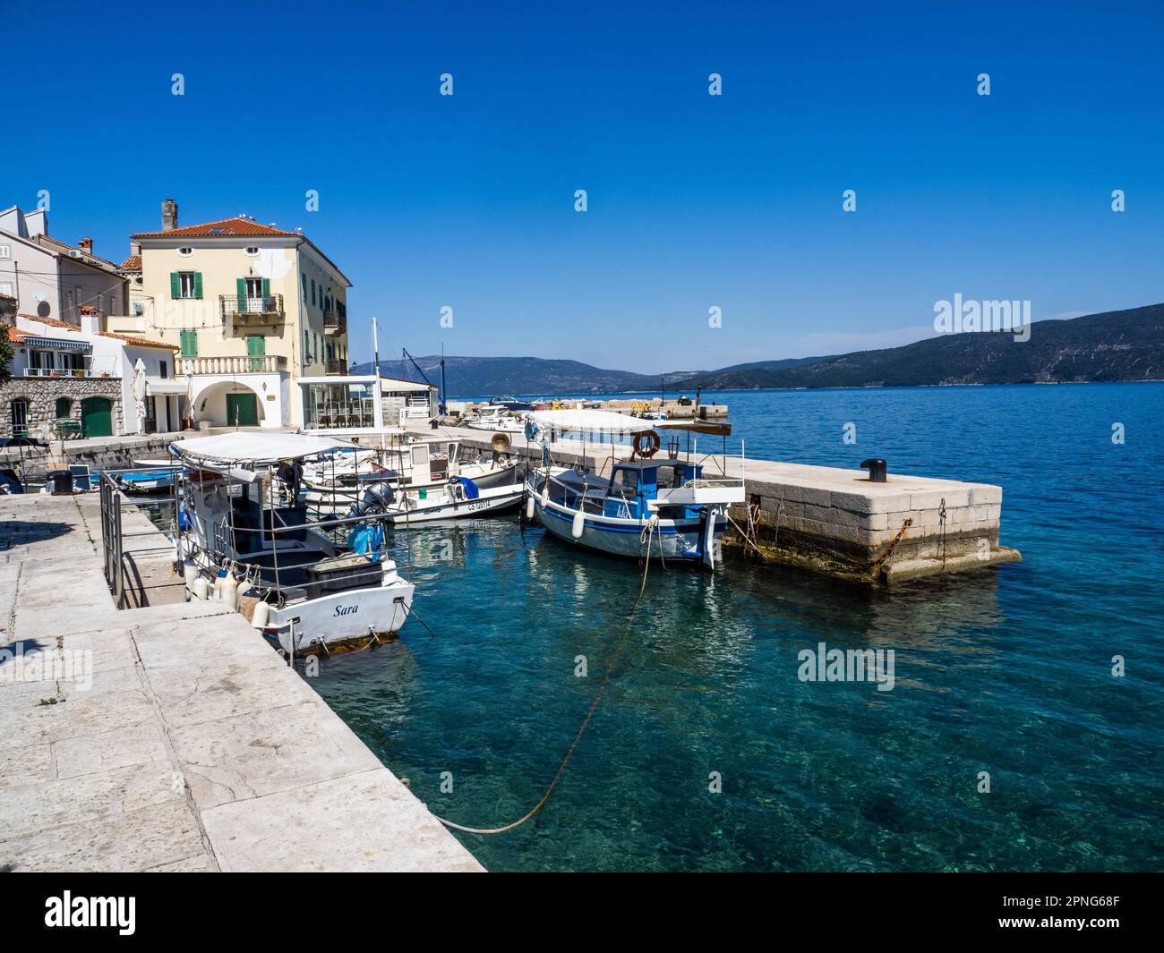 Harbour near the fishing village of Valun, Cres Island, Adriatic Sea ...