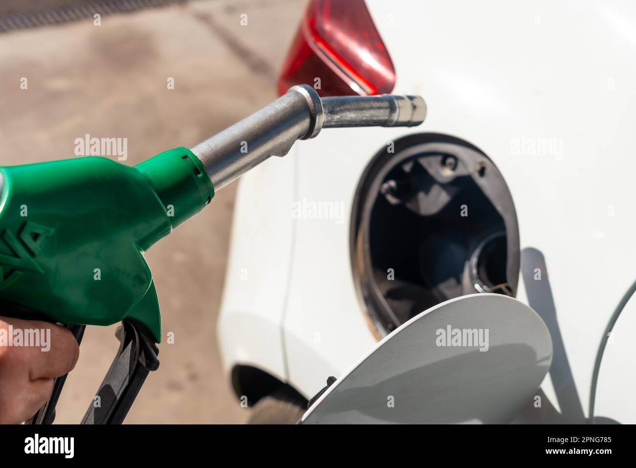 The full tank hi-res stock photography and images - Alamy