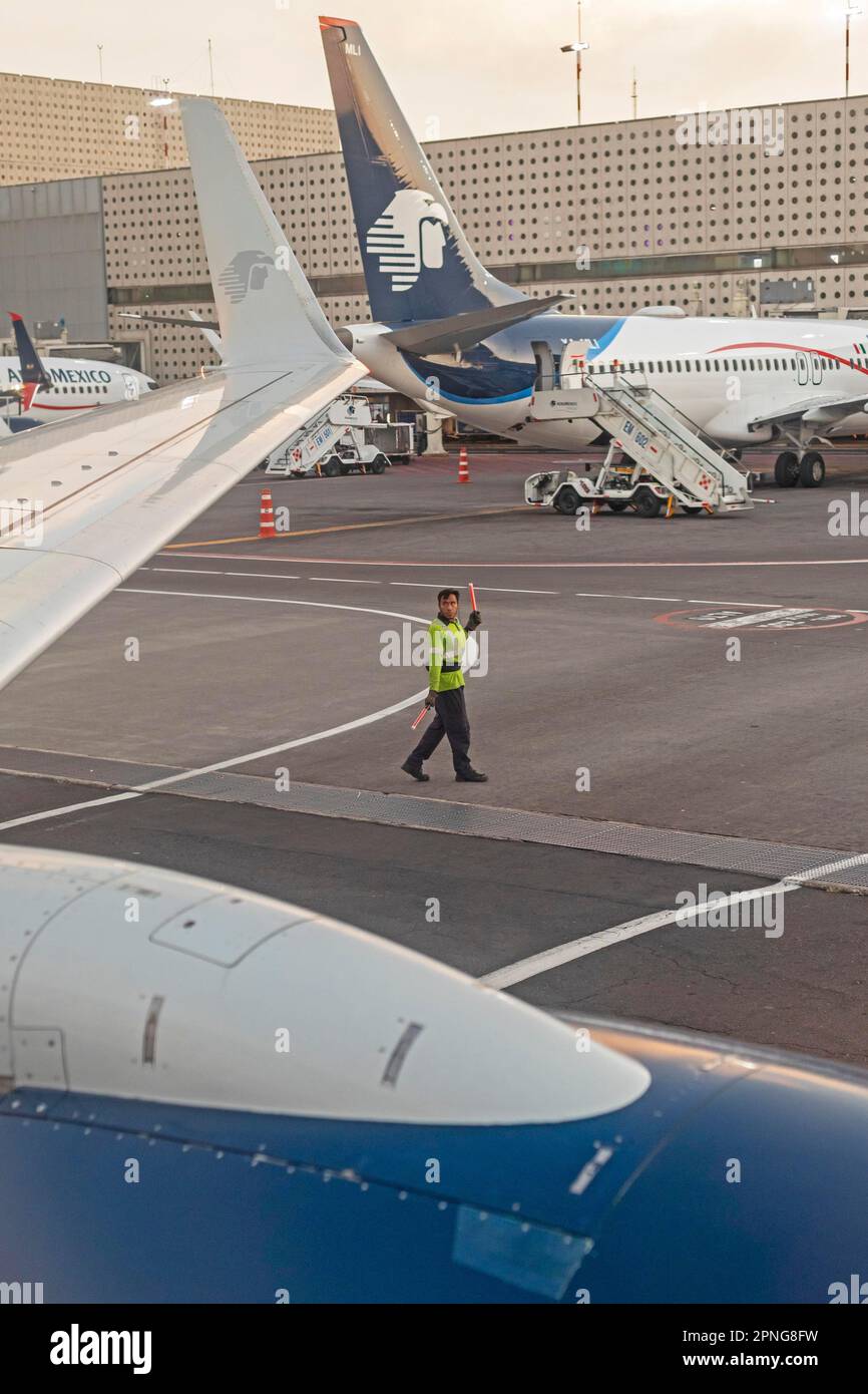 Boarding gate mexico hi-res stock photography and images - Alamy