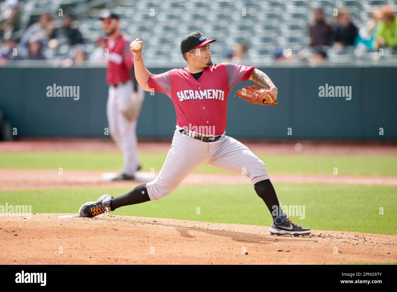 Sacramento River Cats starting pitcher Mauricio Llovera (29) throws to ...