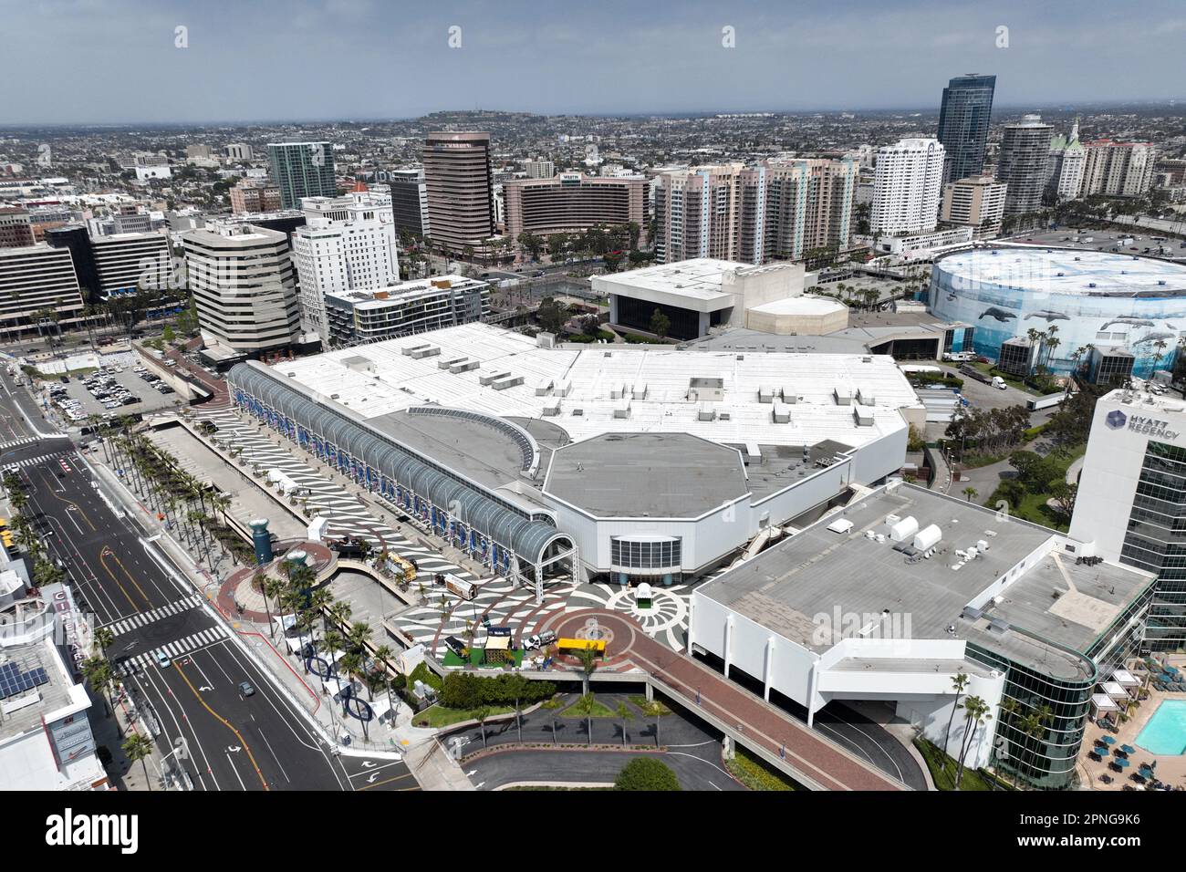 Long beach convention center hi-res stock photography and images - Alamy
