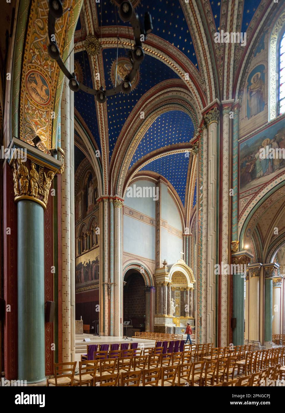 Church architecture transept hi-res stock photography and images - Alamy