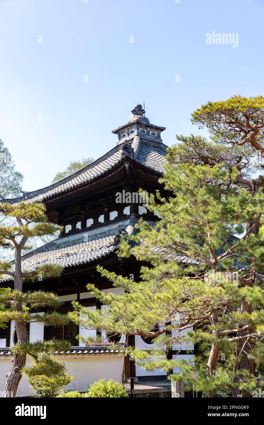 Zen buddhist temples hi-res stock photography and images - Alamy