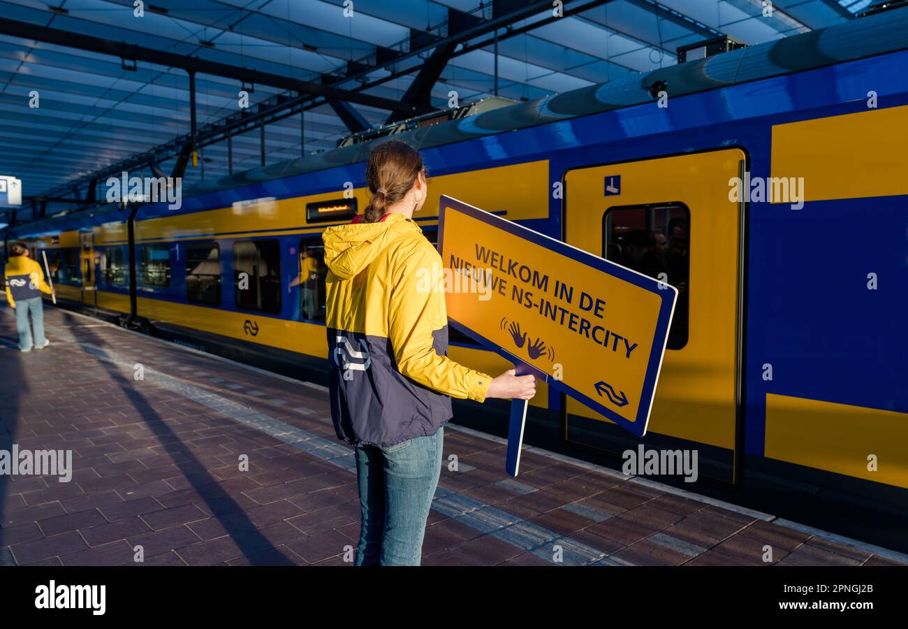 ROTTERDAM - The Intercity New Generation (ICNG) arrives from Amsterdam ...