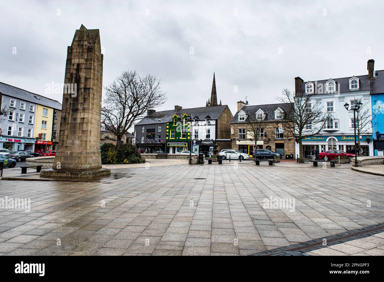 Old buildings in town in donegal hi-res stock photography and images ...