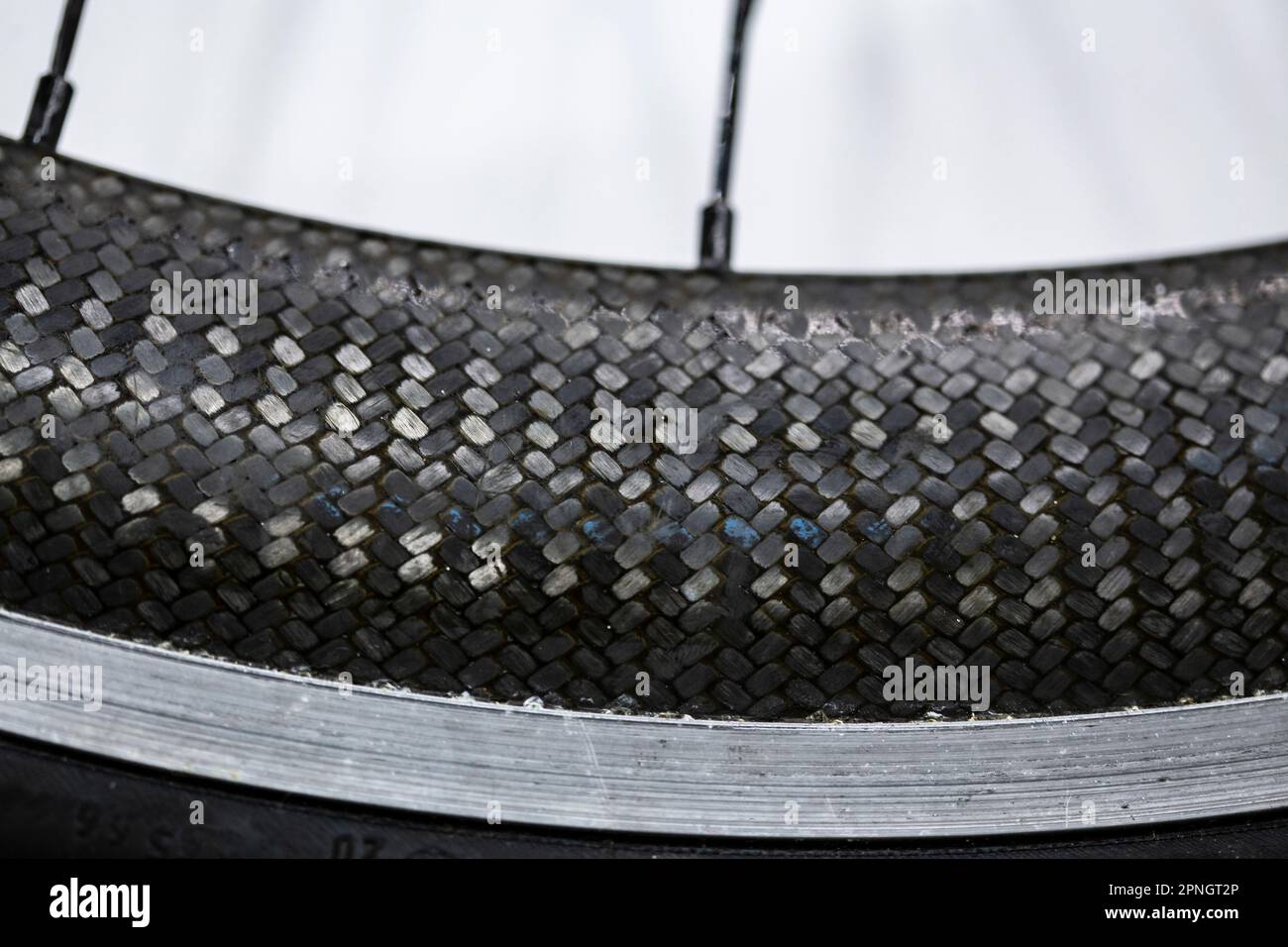Carbon fiber bicycle wheel texture detail Stock Photo - Alamy