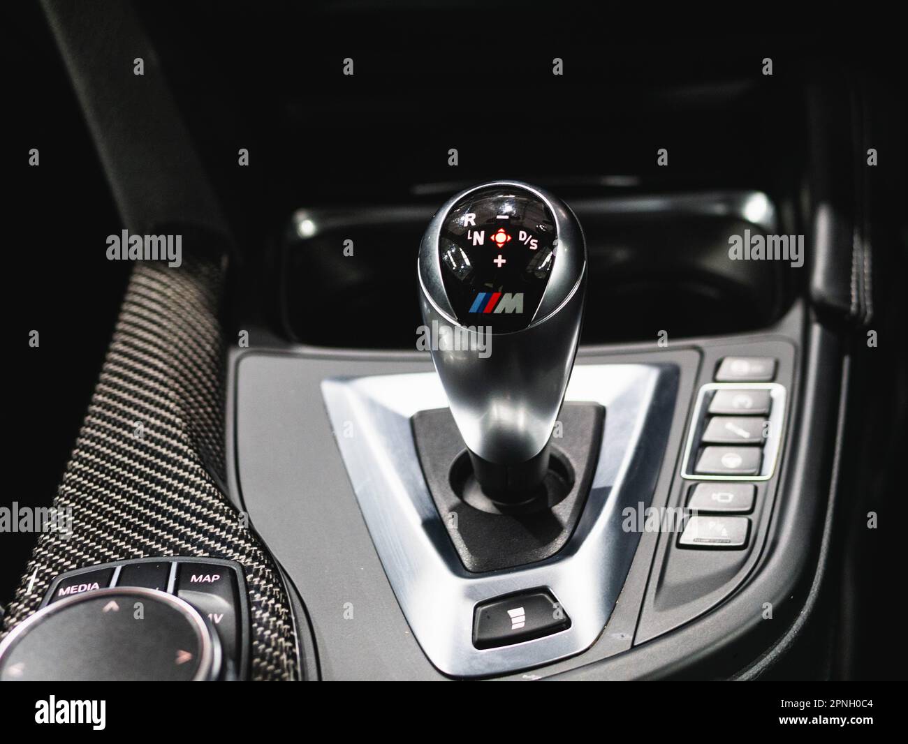 Carbon fibre steering wheel hi-res stock photography and images - Alamy